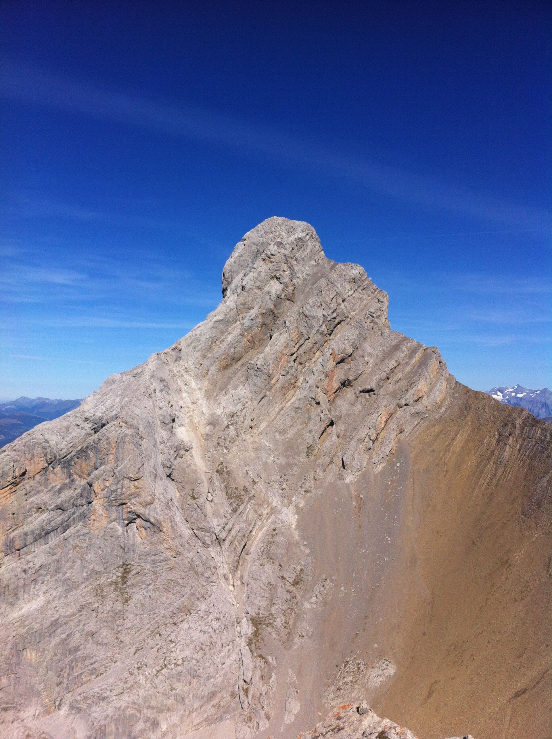 Climbing La Pointe Percée | Bureau des guides d'Annecy