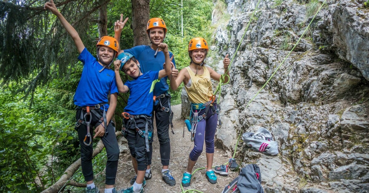 Children climbing course (8-12 years old) | Bureau des guides d'Annecy
